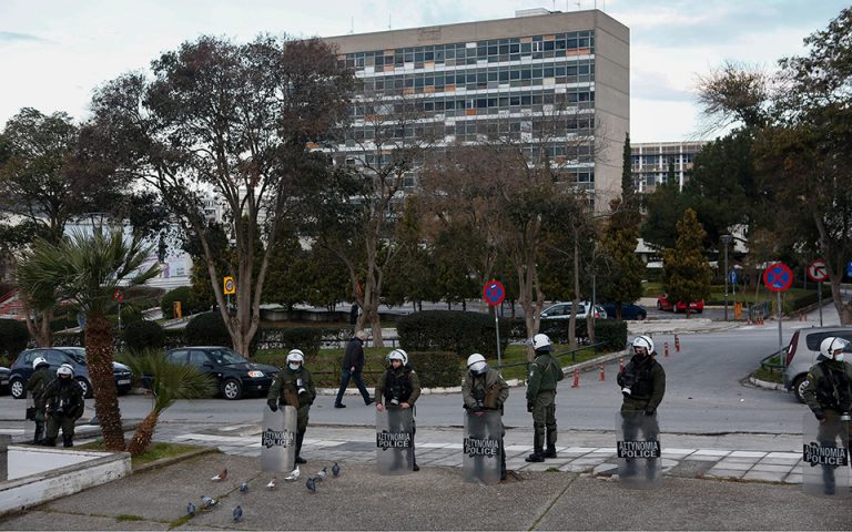 ΕΞΩ Η ΑΣΤΥΝΟΜΙΑ ΑΠΟ ΤΟ ΑΠΘ . Ο ΑΥΤΑΡΧΙΣΜΟΣ ΚΑΙ Η ΤΡΟΜΟΚΡΑΤΙΑ ΔΕΝ ΘΑ ...